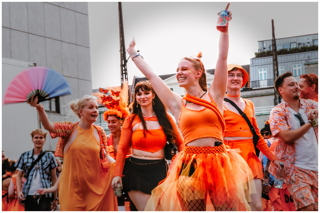 Pride orange smile, sharpness and color challenge - Play Raw - discuss ...
