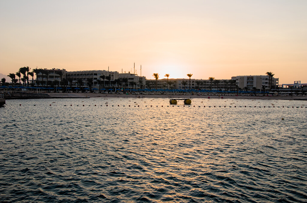 Shooting into sunset - Play Raw - discuss.pixls.us