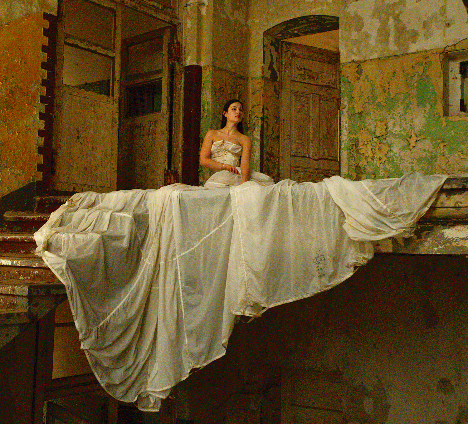 I know you can do better than me / wedding dress - Play Raw - discuss ...